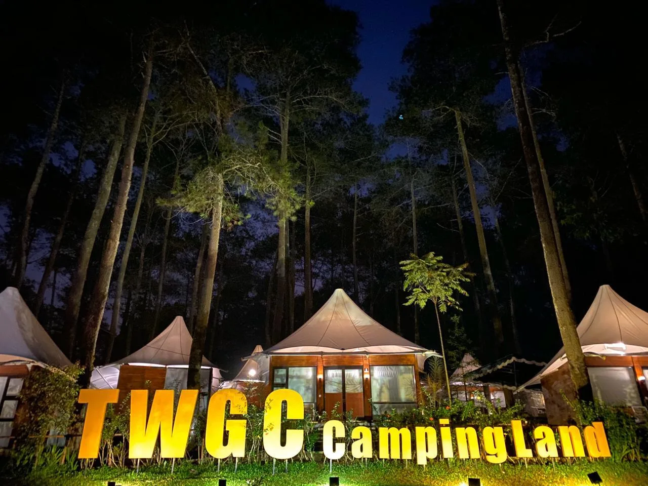 Urban Camp - Terminal Wisata Grafika Cikole